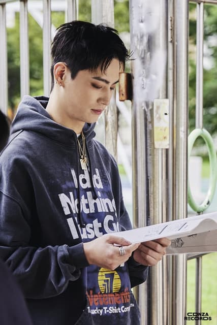 #分享 不是其他人, 願我們都能活出自己 JAY B [Be Yourself] - GOT7板 | Dcard