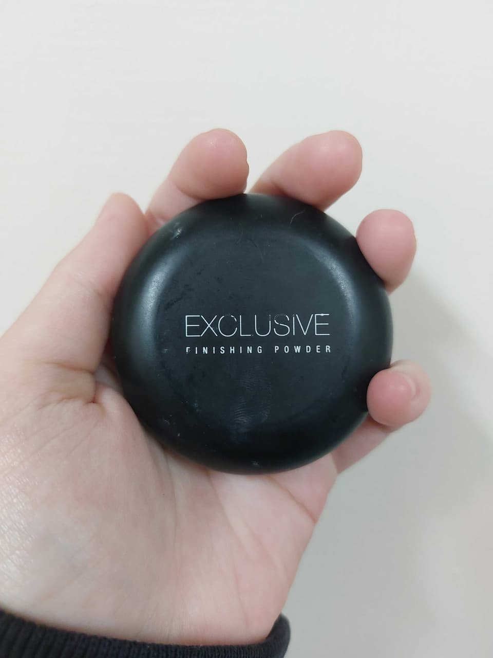 #分享 近期好物分享3｜Solone粉底液、小紅書超紅蜜粉餅、提亮淚溝神器、1028甜杏桃、超好用蜜粉撲｜#新鮮事調查局 - 美妝板 | Dcard