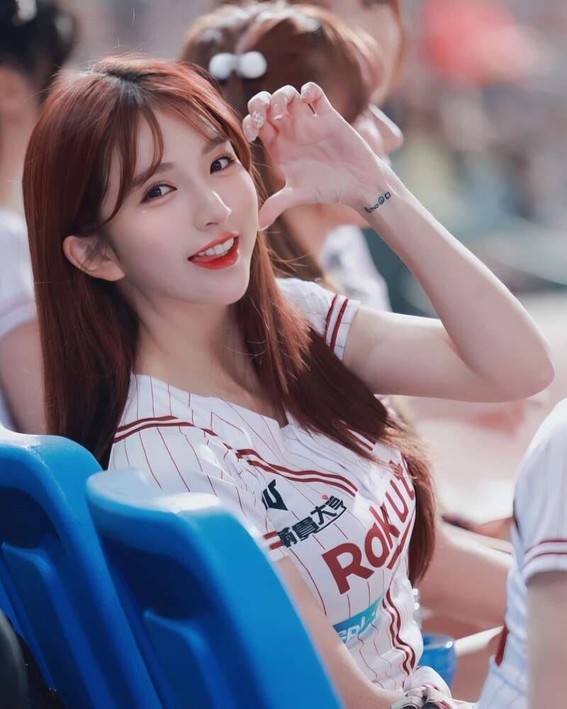 消失7月應援班表！樂天突為Dora發文 33字揭關鍵訊息 - SETN三立新聞網 (@setn54) | Dcard