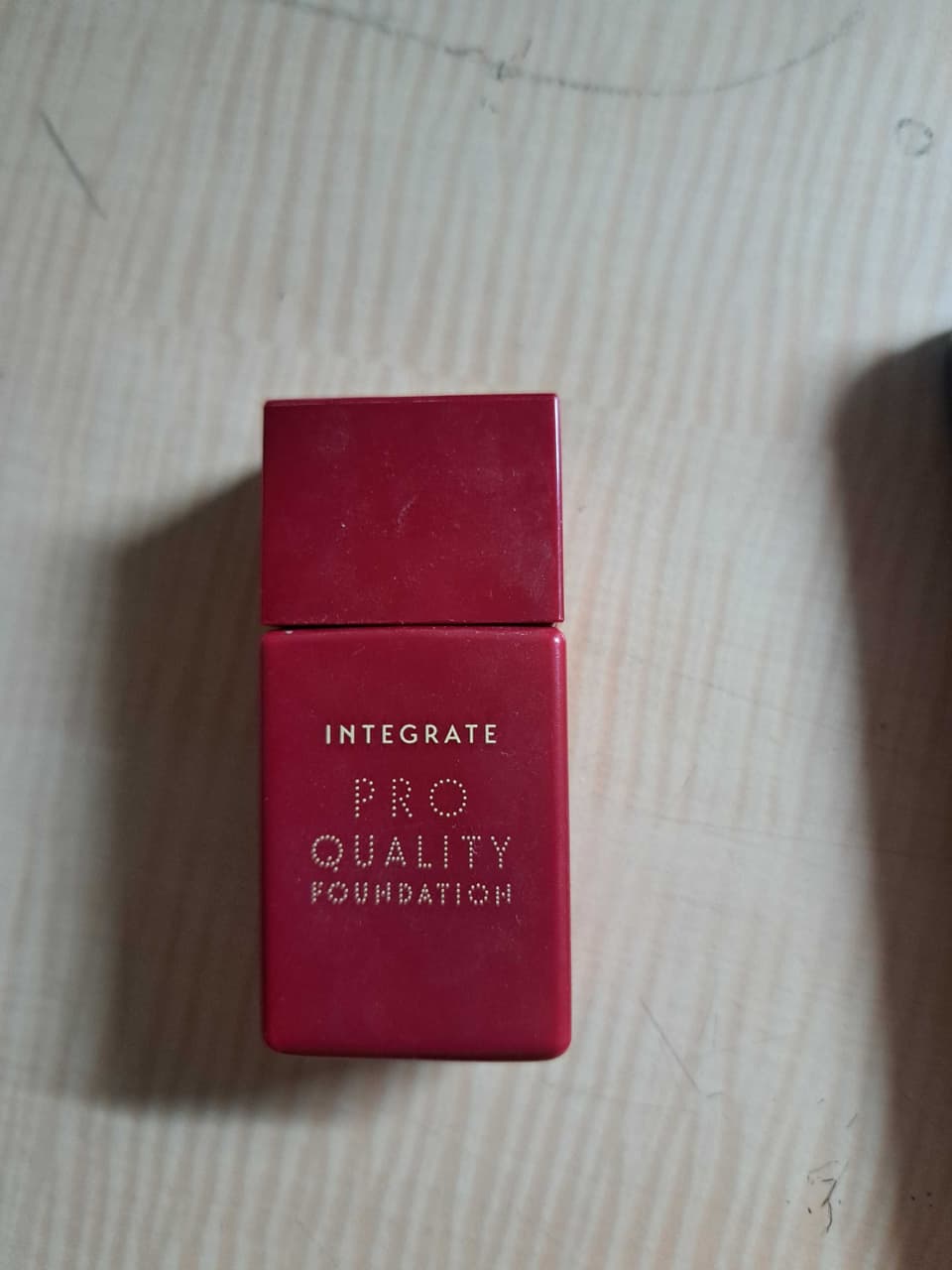 #我要賣 integrate 粉底液 OC20 - 二手交易板 | Dcard