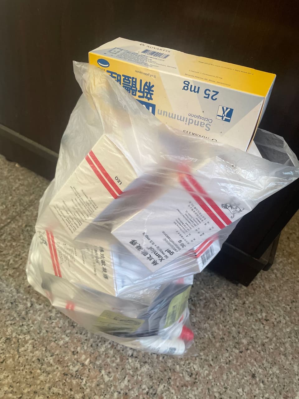 終於從蟾蜍變回人類 - B12-4 留言 | Dcard