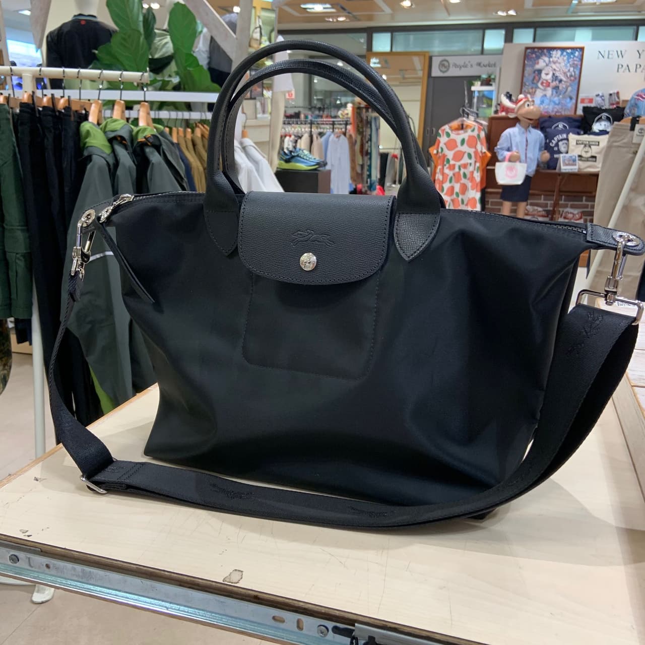 #精品#Longchamp#天母sogo - 精品板 | Dcard