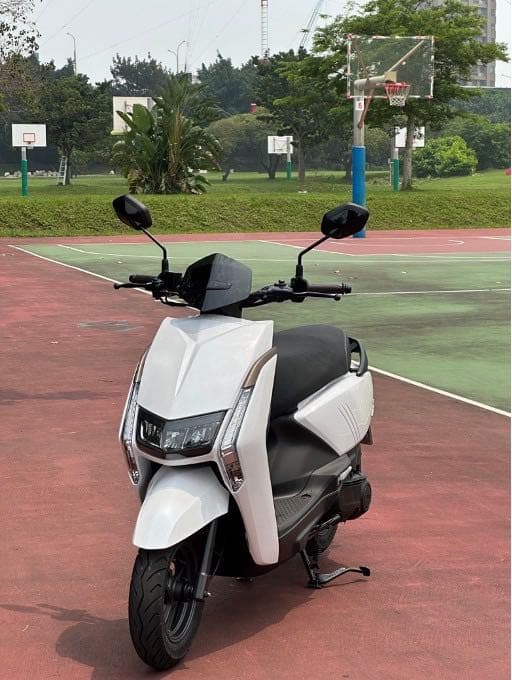 #車輛分享 Limi deluxe入手心得分享 - 機車板 | Dcard