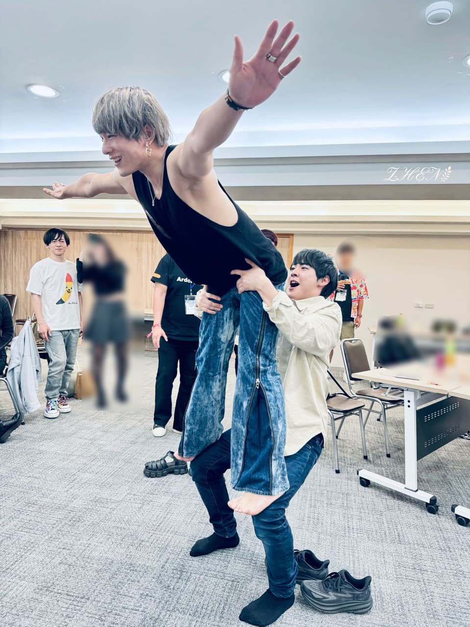 #分享 2024 TAE 成人展 夜間活動 :向理來、林太一、東雲怜彌、陳光 男優互動分享 - 追星板 | Dcard