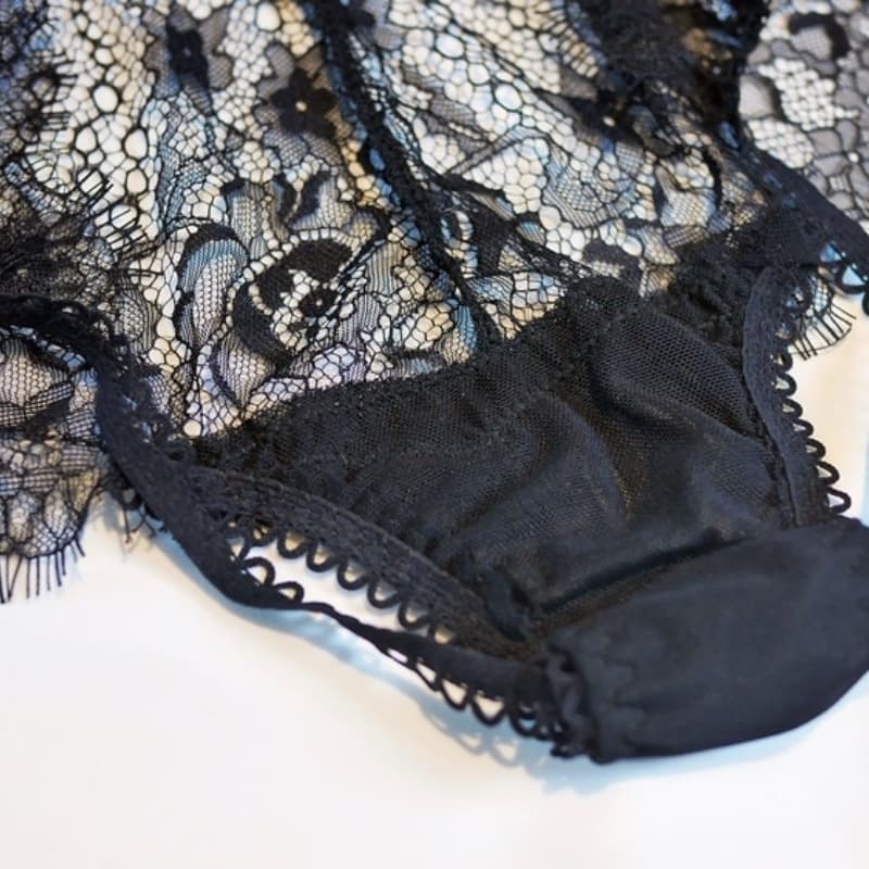 UW LINGERIE｜露臀深V蕾絲連身睡衣．JD06女神 - 西斯板 | Dcard