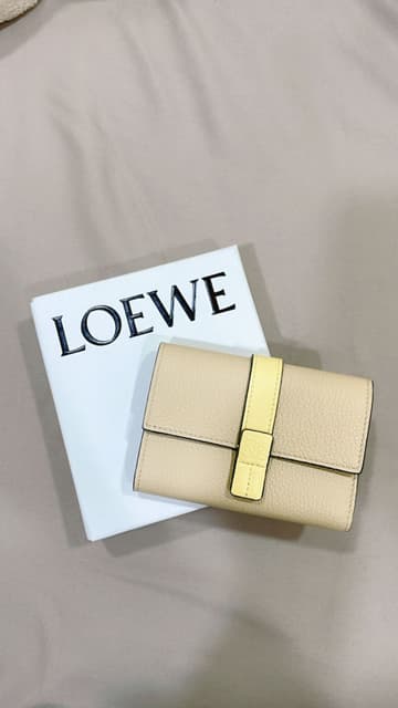#分享 #分享 華泰購入Loewe短夾 - 精品板 | Dcard