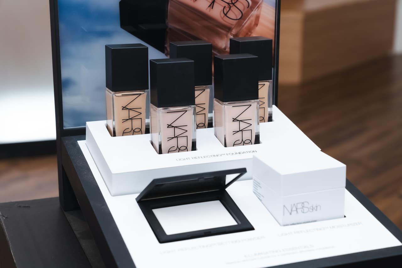 #現場直擊🔍 NARS x Dcard工作坊圓滿落幕啦💖由NARS專業彩妝師打造澎彈亮#無敵水光圈💧邀請超知名造型師Judy講座分享👩‍🏫美妝創作者必看👀 - 美妝板 | Dcard