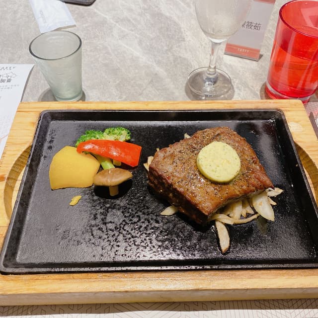 真的吃不懂 - B24 留言 | Dcard