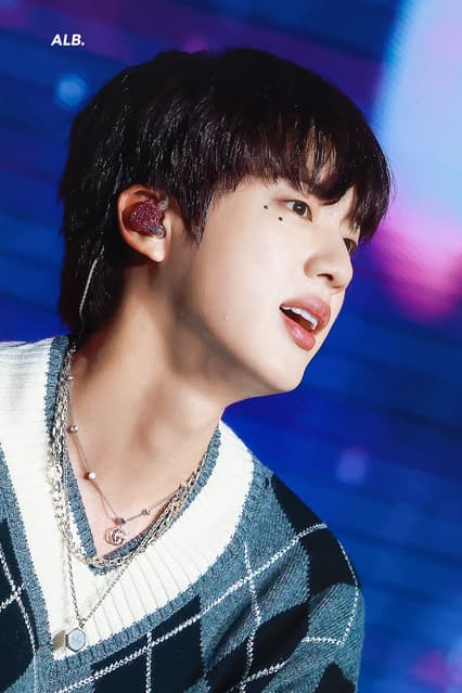 #分享 Jin D1&D2 - BTS板 | Dcard