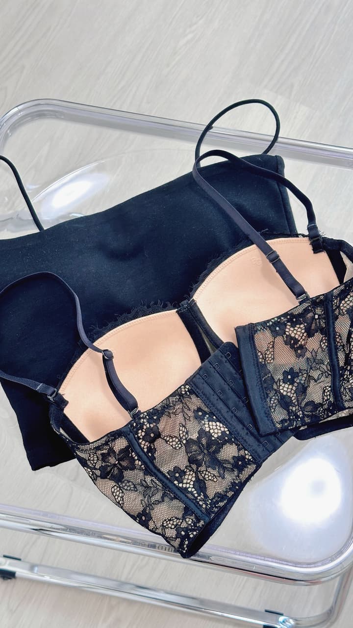 #分享 小胸救星！不會太辣的秋冬Bra Top實穿☃ - 穿搭板 | Dcard