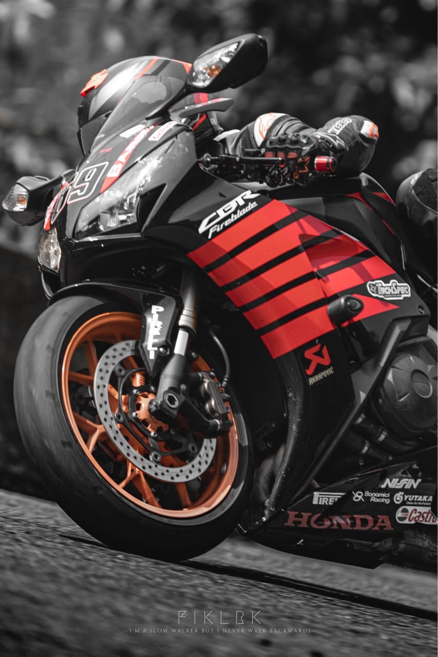 #紅牌 分享追焦照 T3 - 重機板 | Dcard