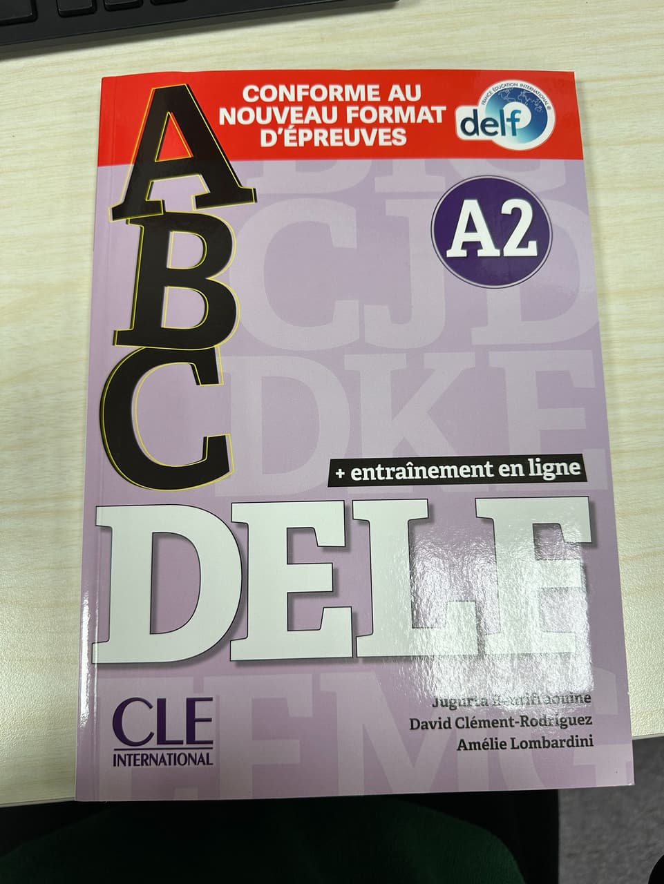 #我要賣 售出 法文檢定A2 課本 - 二手交易板 | Dcard