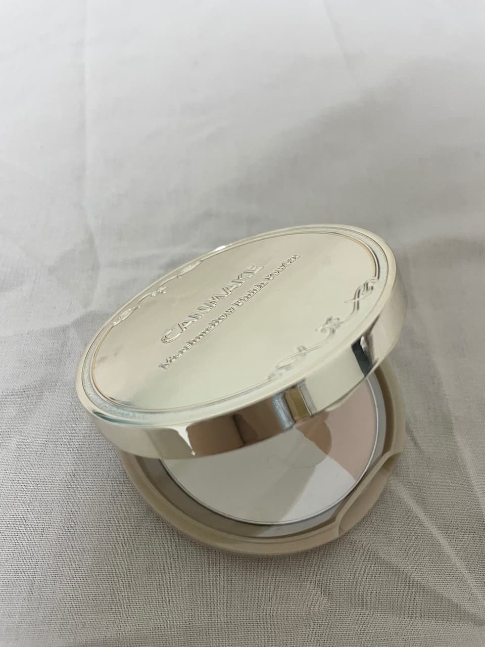 #分享 SOFINA、KATE粉盒替換 - 美妝板 | Dcard