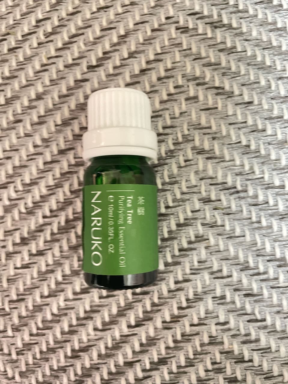 #我要賣 NARUKO牛爾茶樹神奇痘痘油10ml 痘痘油（賣貨便免運） - 二手交易板 | Dcard