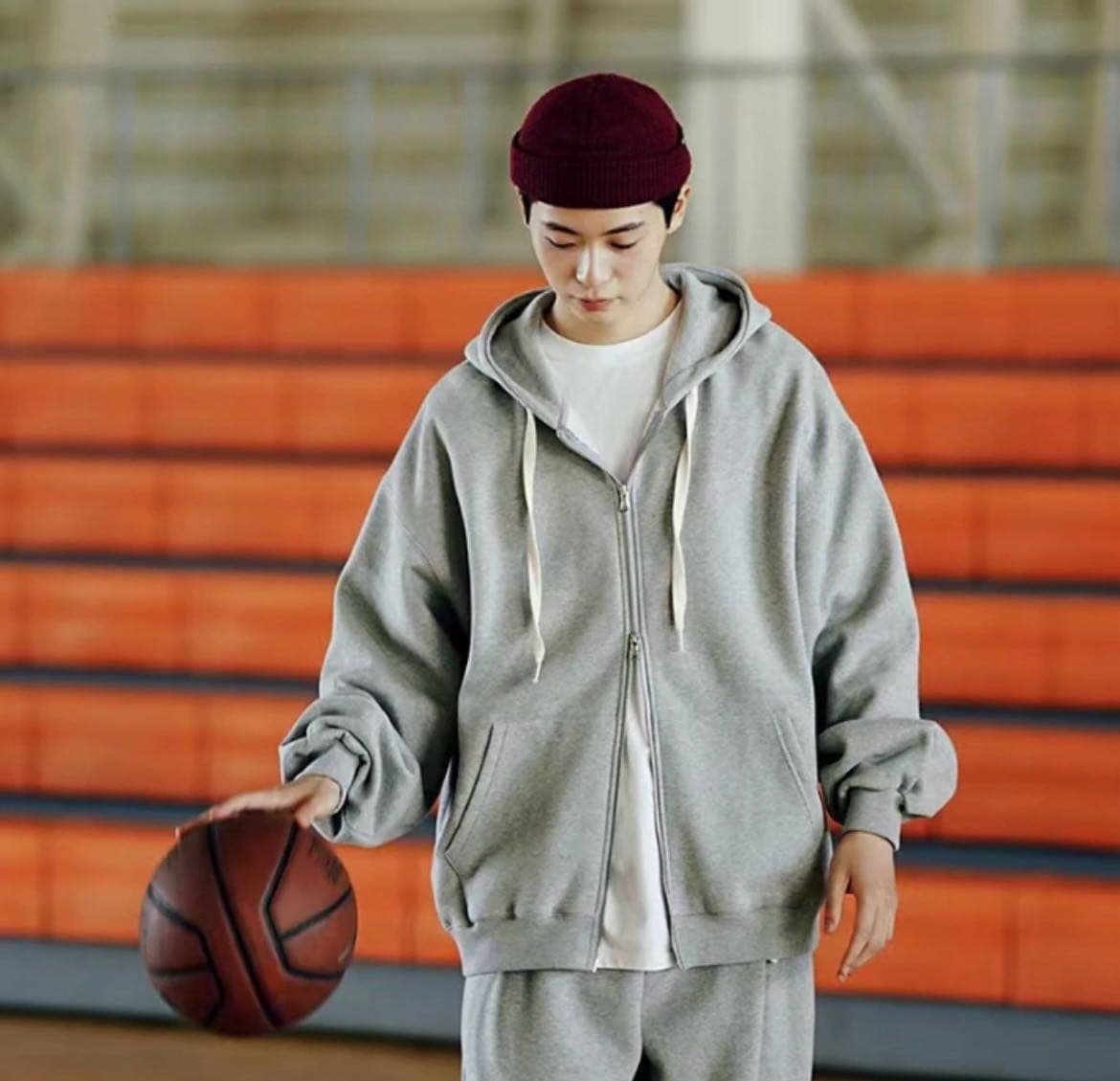 #wv project同公司 韓國李龍馥、金道英 秋冬刷毛外套，現正7.5折，今天12:00限時特賣開跑😍 - 阿榮 (@ahwingotorich) | Dcard