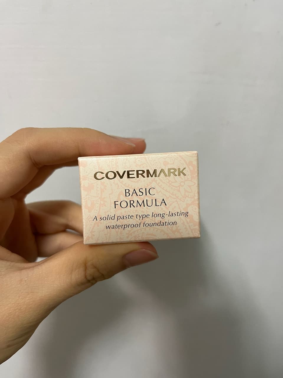 #我要賣 （已售出）Covermark 亮采遮瑕膏 #E102 - 二手交易板 | Dcard