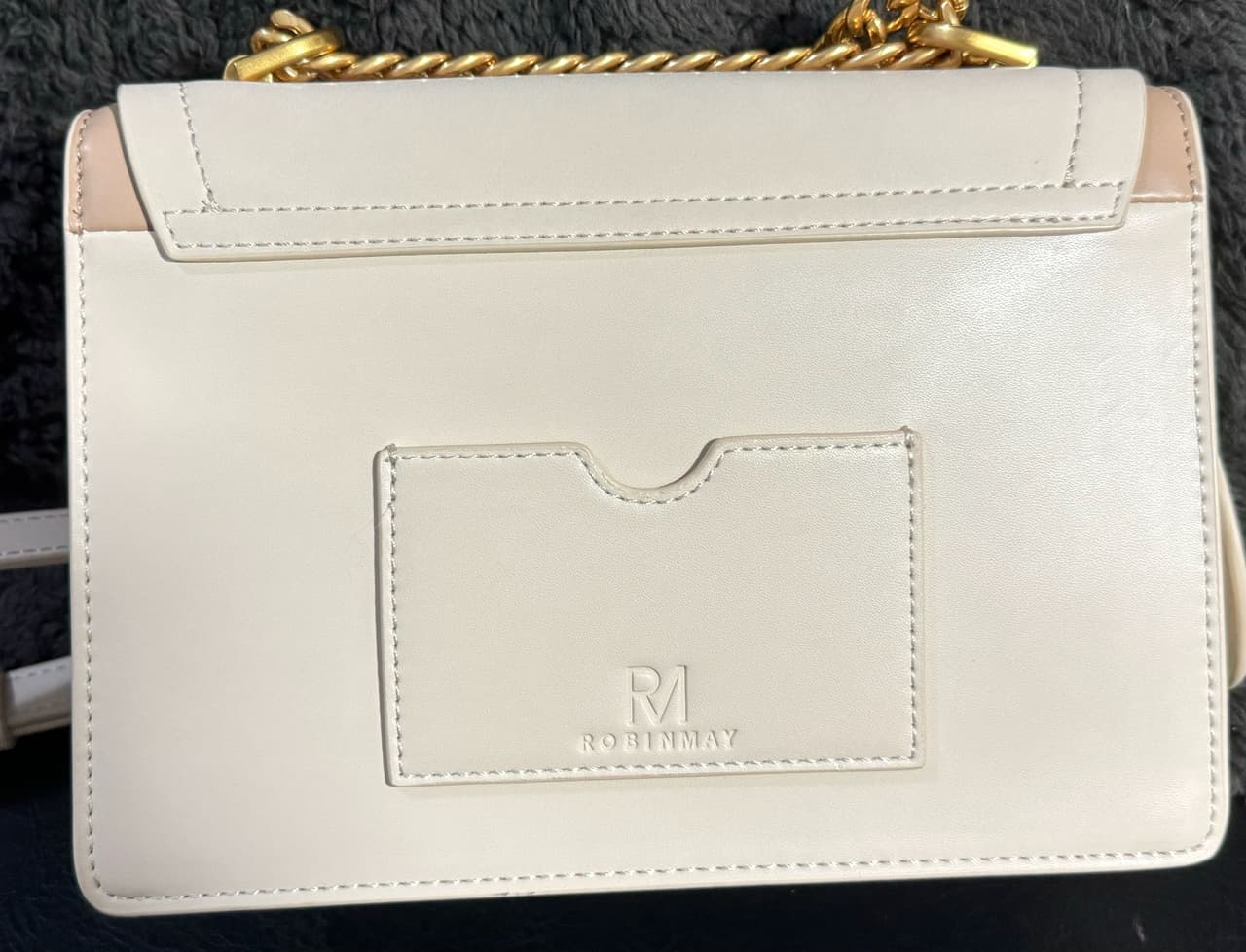 #我要賣 我要賣 ROBINMAY奶白色包包（已售出） - 二手交易板 | Dcard