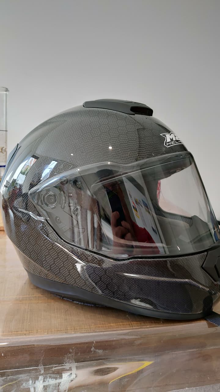 國產六角碳纖維安全帽 M2R XR5開箱 - 機車板 | Dcard