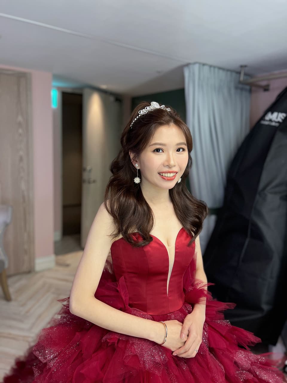 #新秘 [新秘推薦]台中新秘penny一生推 自然精緻風直接變仙女 - 結婚板 | Dcard