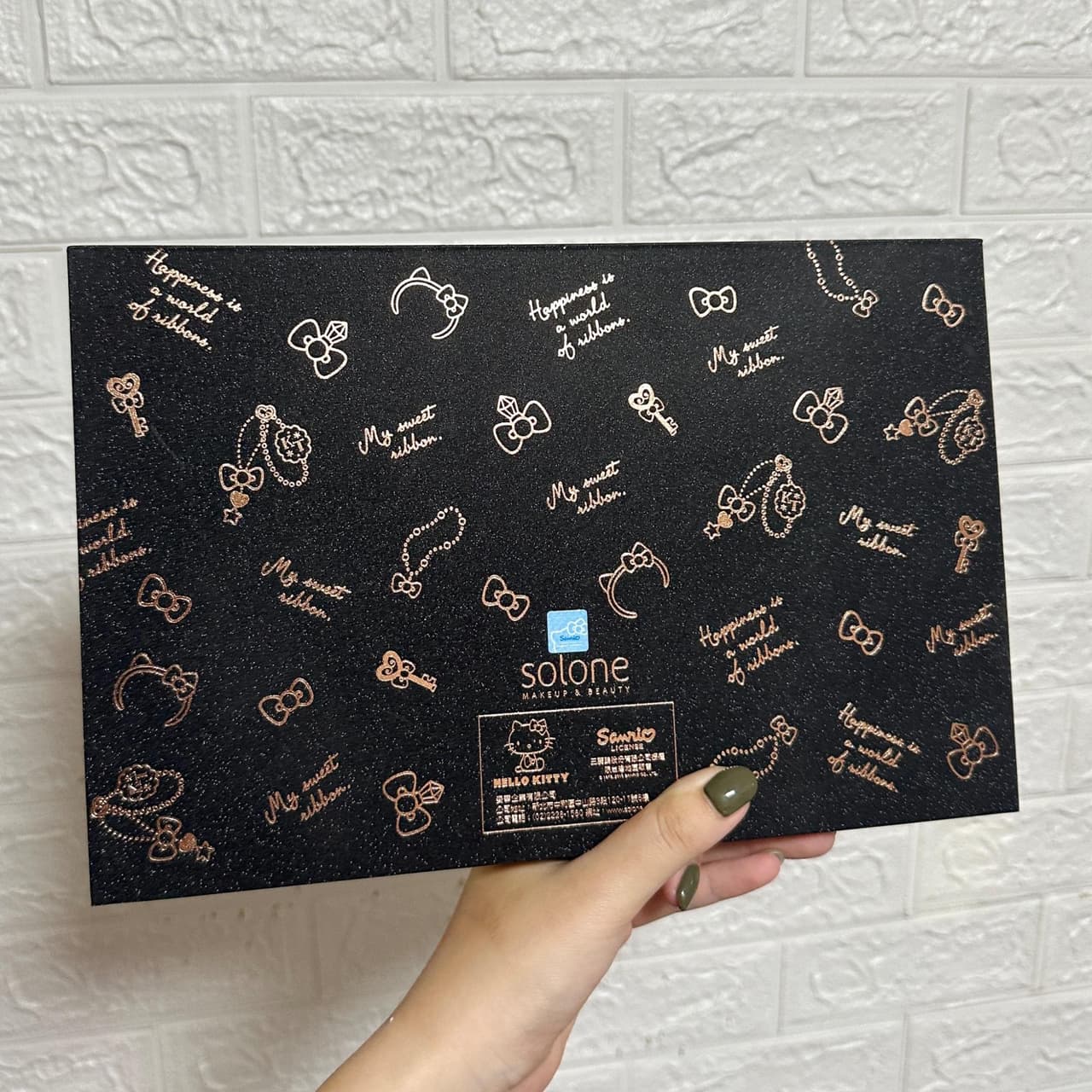 #分享 用一張小朋友掃蕩 Solone Kitty 聯名！ - 美妝板 | Dcard
