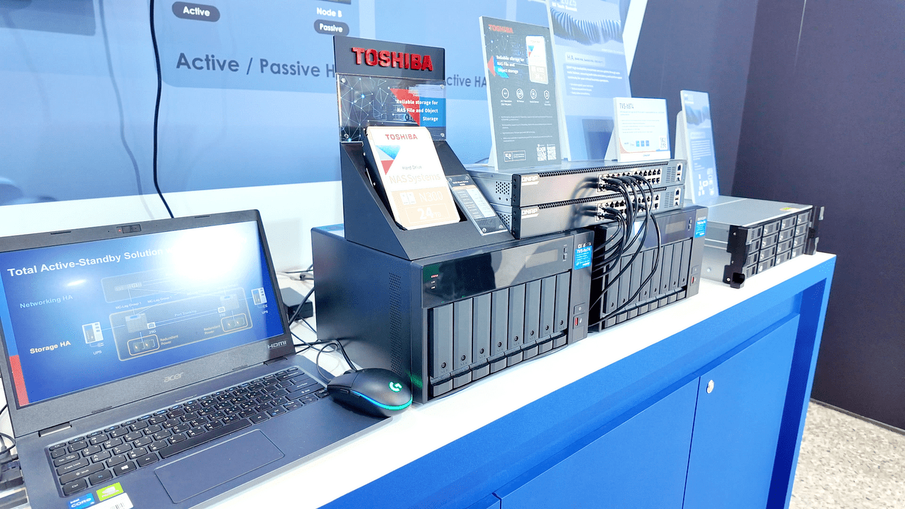 威聯通 COMPUTEX，HA 解決方案亮相！還有AI 應用、備份策略與多款 QNAP 新機一次看 - EnterBox (@enterbox) | Dcard