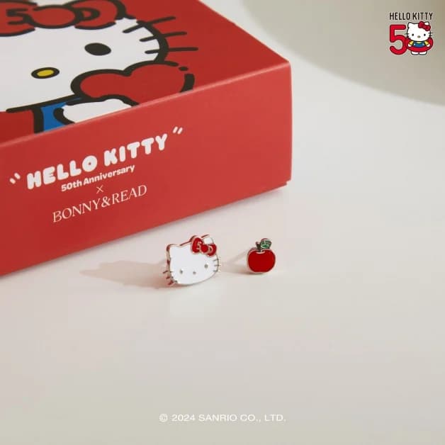 Hello Kitty50週年生日 限定版商品！限量發售！ - 口袋破洞 (@cjomhi) | Dcard
