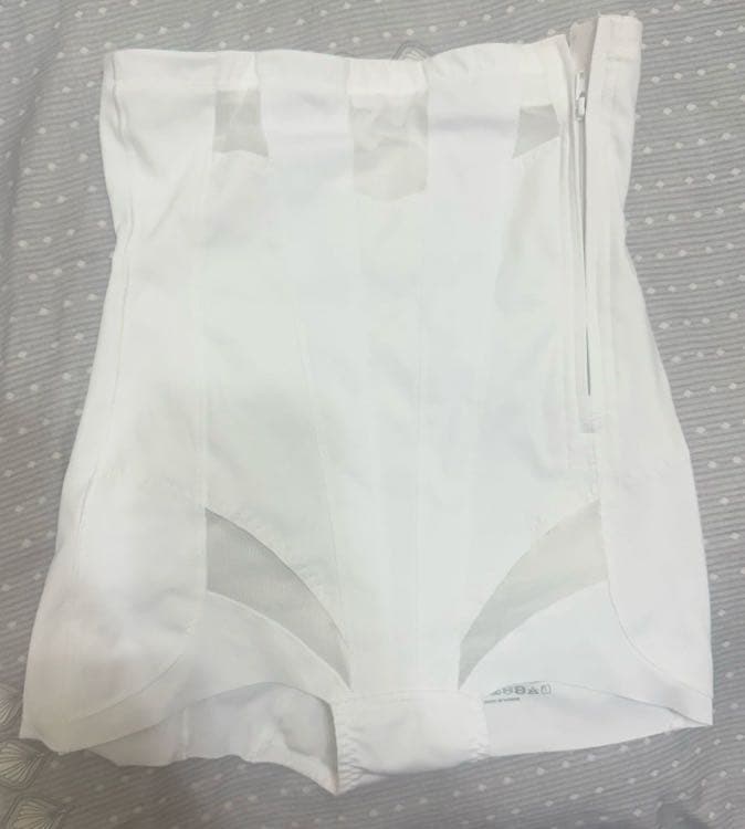 CHESS-TIBI 小妖收腹推推褲 超級修飾 讓我好有自信｜D卡實測員 - chuseer (@chuseer) | Dcard