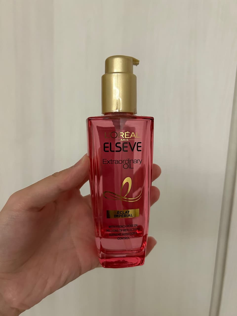 美妝｜開架式 巴黎萊雅LOREAL髮油，史上最好用的平價髮油，沒有之一！ - 敝姓程 工程的程 (@ptr119) | Dcard