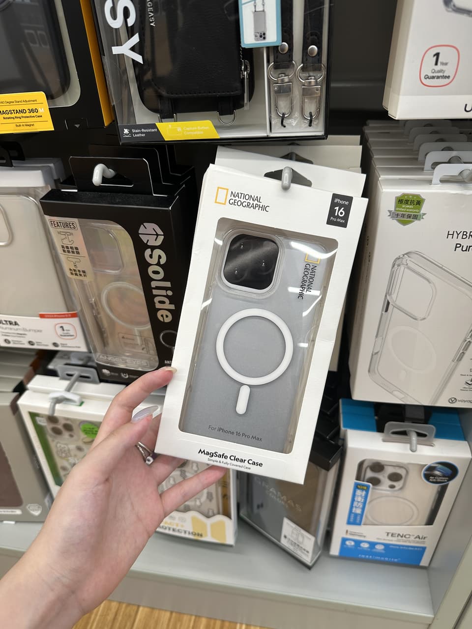 iStore店員教你手機殼怎麼挑！ - 3C板 | Dcard