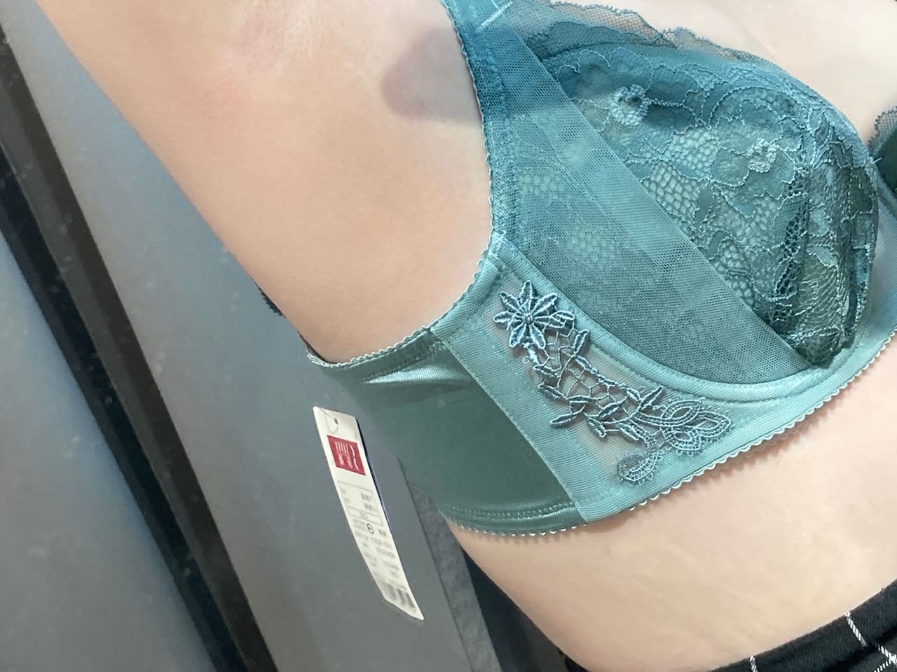 莎薇 魔力推推 親膚 神奇顯白內衣 全試色 #開箱大使 - 木木 (@dmlu) | Dcard