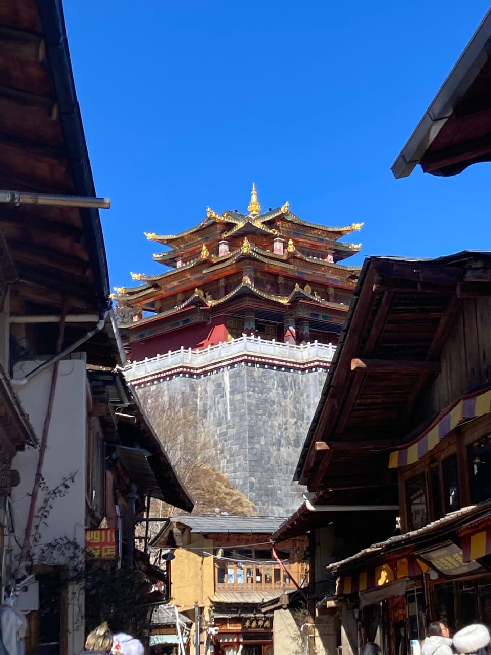 去最接近天堂的香格里拉🧳 - 這邊這個優秀小青年 (@cl_20) | Dcard