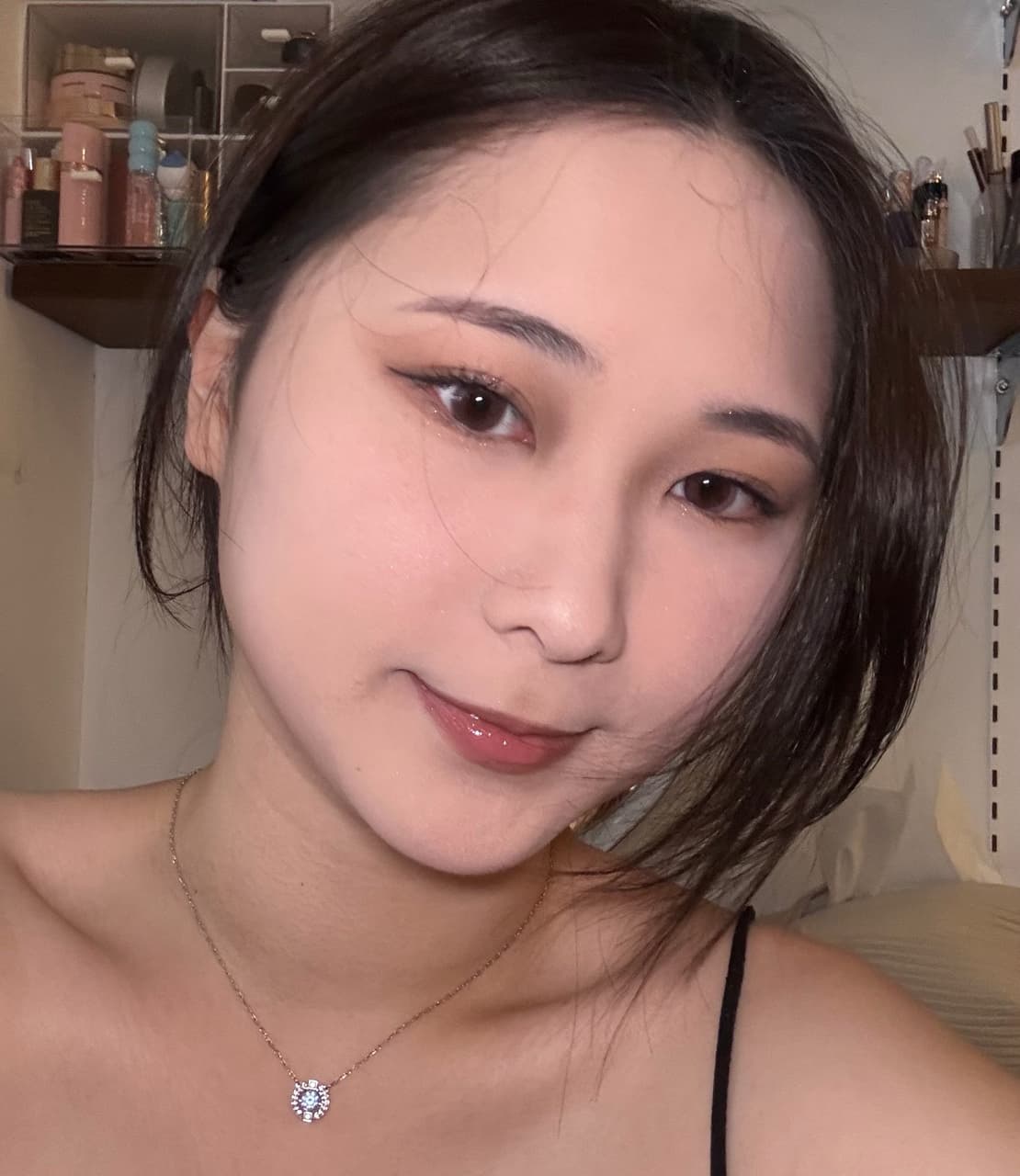 超水潤精華粉底「牛奶粉底」體驗😍 - rou_oble (@baeco) | Dcard