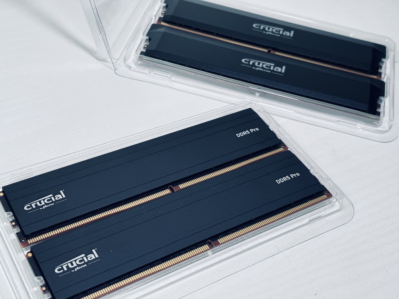 「換件外套，依然低調」 Micron Crucial PRO D5 6000 超頻版記憶體 #開箱 - 3C板 | Dcard