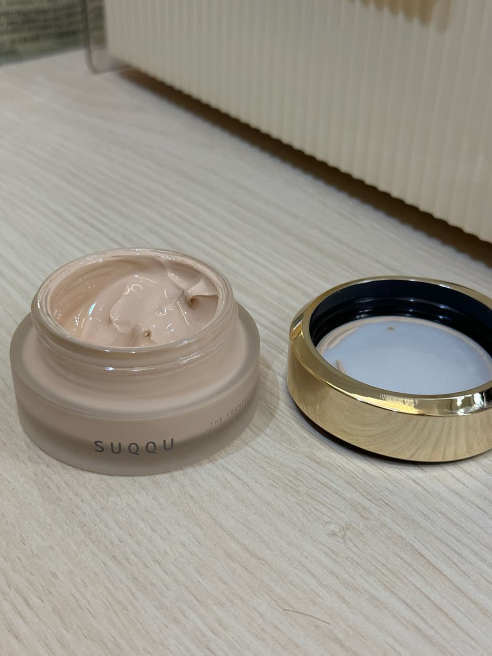 #我要賣 SUQQU 絕緻艷澤粉霜 205 - 二手交易板 | Dcard