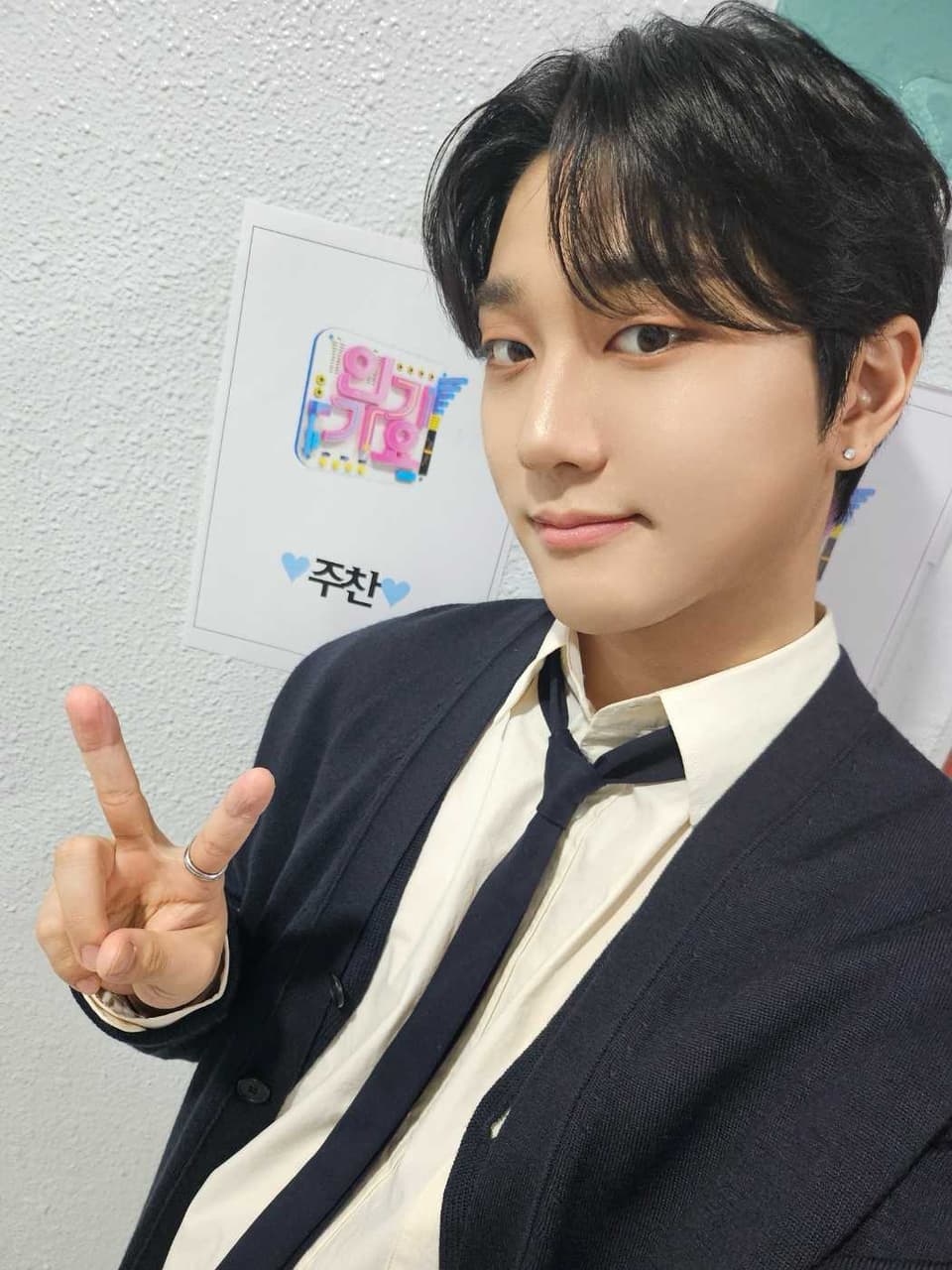 #集中討論 金僮洪周燦 -《어떤가요》數位單曲 抒情回歸ㅠㅠ - B1-4 留言 | Dcard