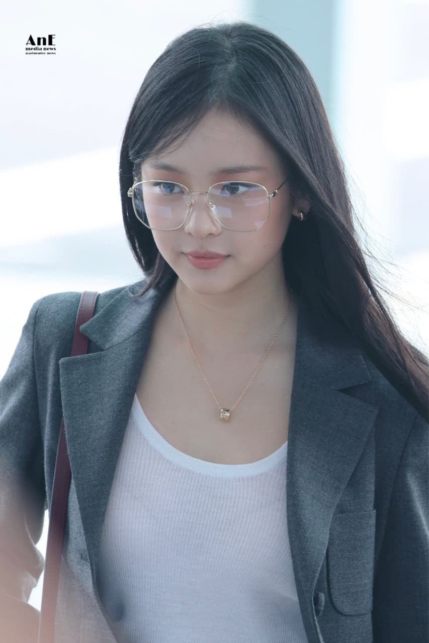 #分享 今日Hanni出國出席米蘭時裝週Gucci秀 - NewJeans板 | Dcard