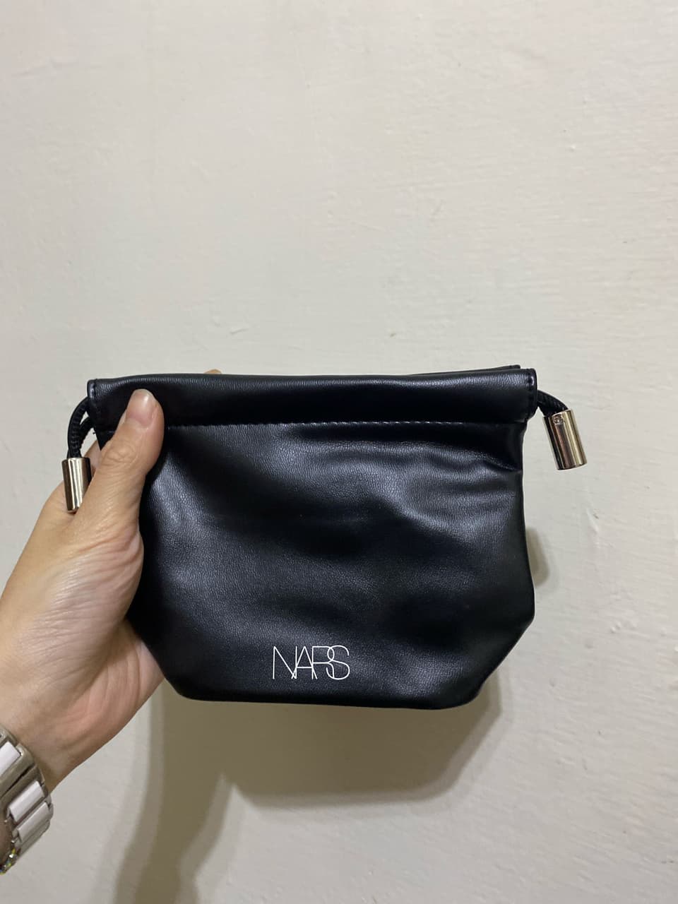 #我要賣 蘭蔻小黑瓶/NARS彩妝用品 - 二手交易板 | Dcard