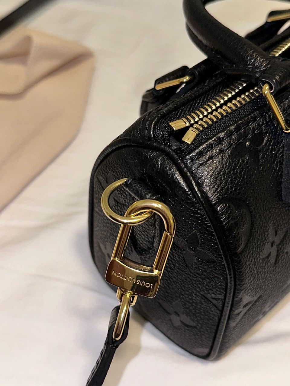 #開箱 LV 新款nano speedy🖤 - B50-1 留言 | Dcard