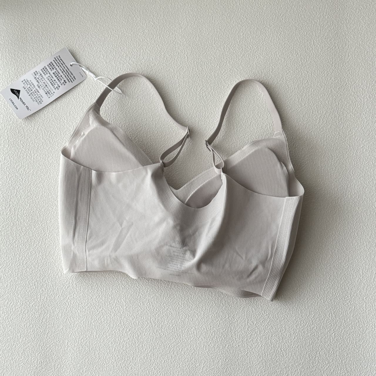 #無痕內衣推薦 6款CP值超高の24HRS失憶內衣💖Fashion for yes💯FFY - 芝芝｜購物芝旅 (@hannee) | Dcard