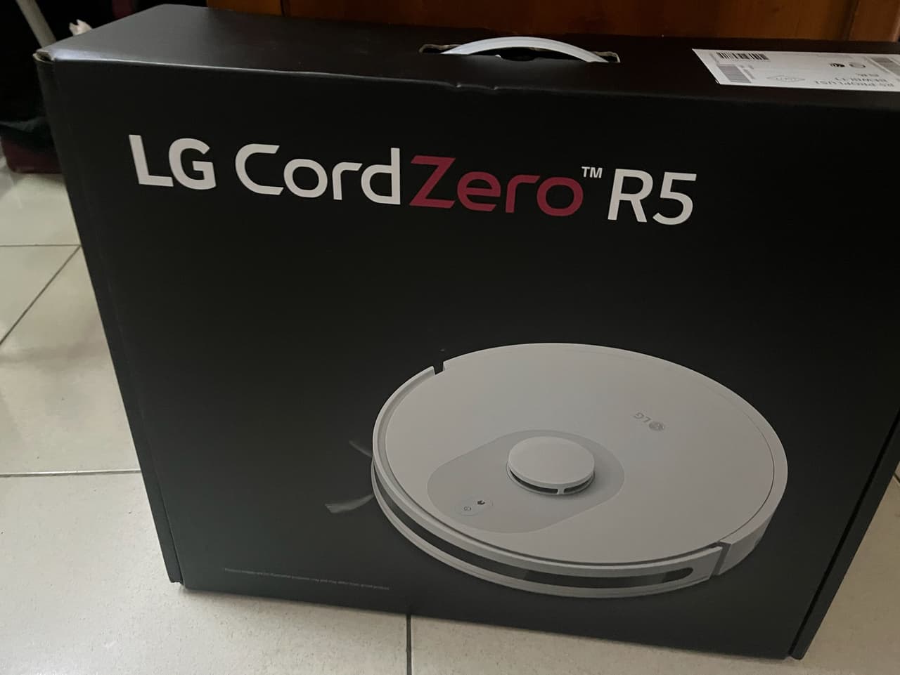 #我要賣 賣LG CordZero R5濕拖掃地機器人（全新未拆封） - 二手交易板 | Dcard