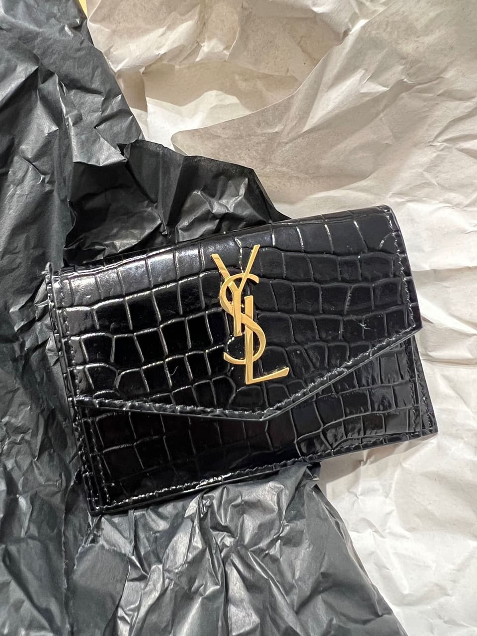 #開箱 Saint Laurent(YSL)卡片套開箱 - 精品板 | Dcard