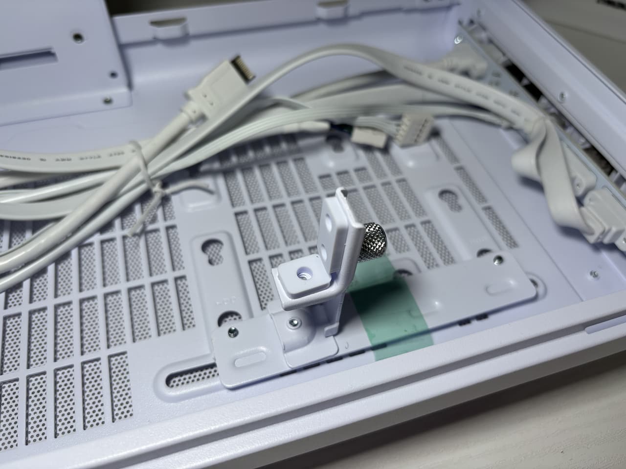 【開箱】「宿舍拯救者！」Lian Li 聯力 A3-mATX 機殼 - 3C板 | Dcard