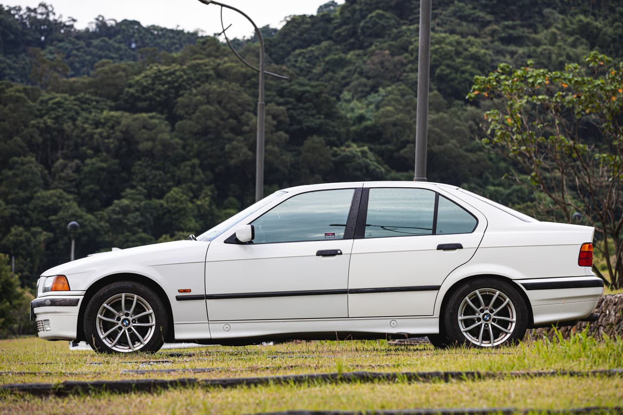 1997年BMW E36 318is 經典老車分享 - 汽車板 | Dcard