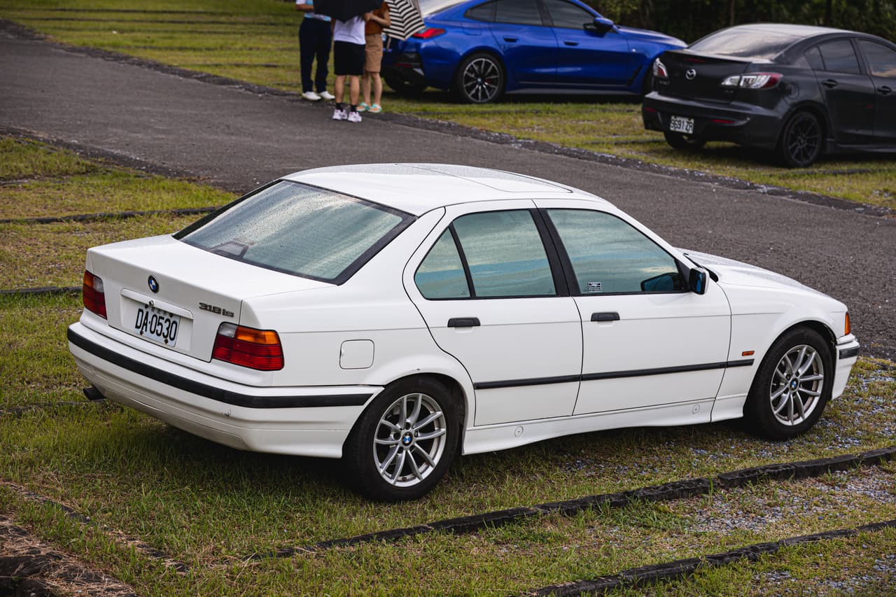 1997年BMW E36 318is 經典老車分享 - 汽車板 | Dcard