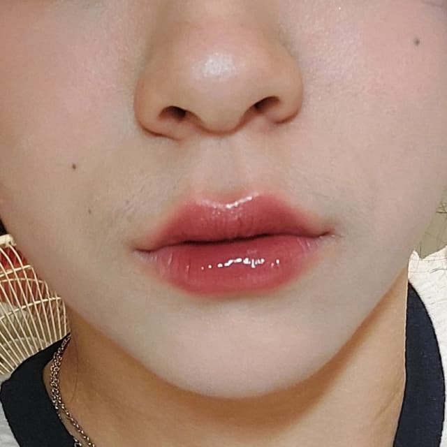 嘗試了新的嘴巴畫法 - 褚褚可憐 (@cjv0116) | Dcard