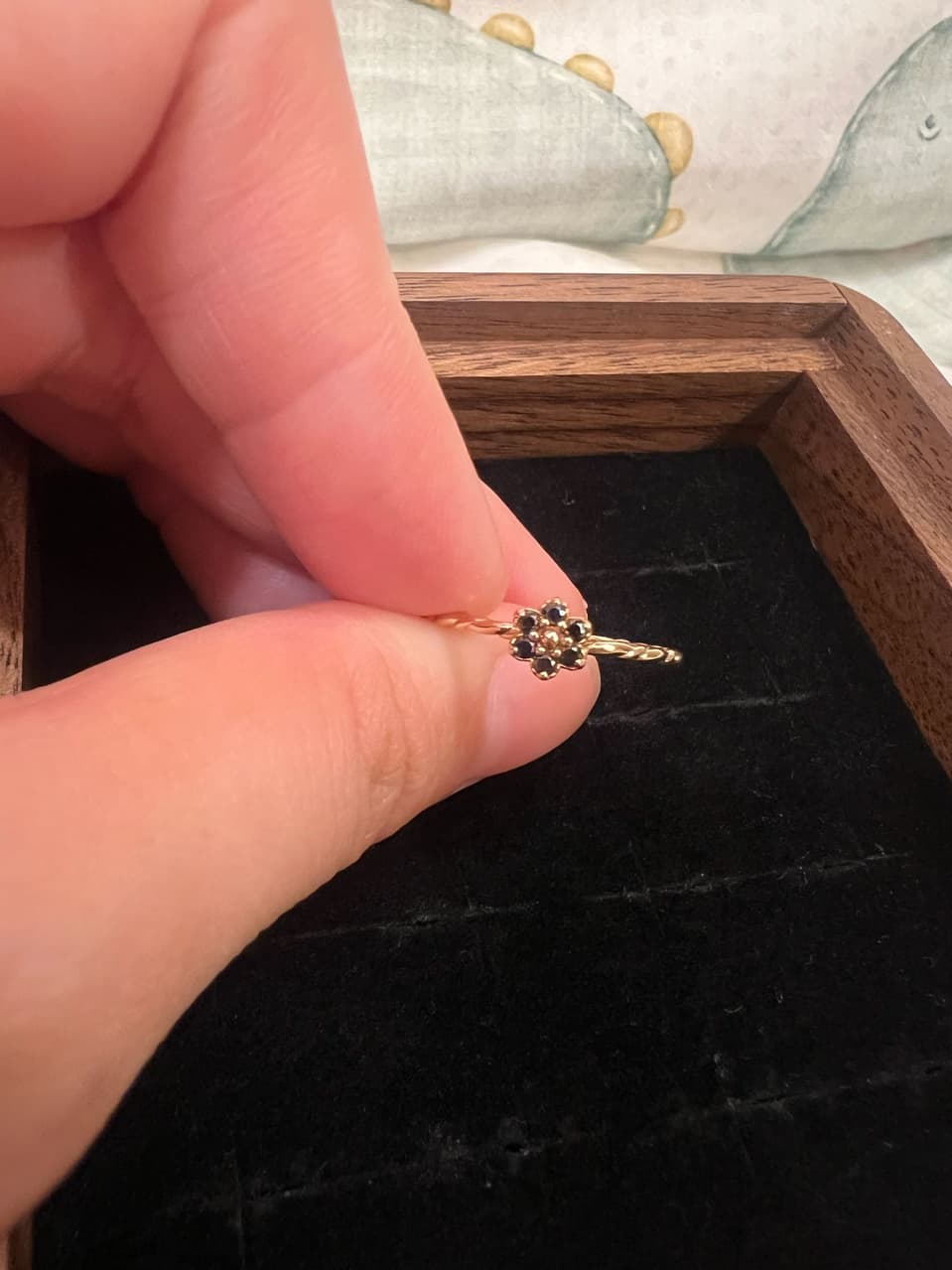 #我要賣 我要賣 nojess 10K戒指💍 - 二手交易板 | Dcard