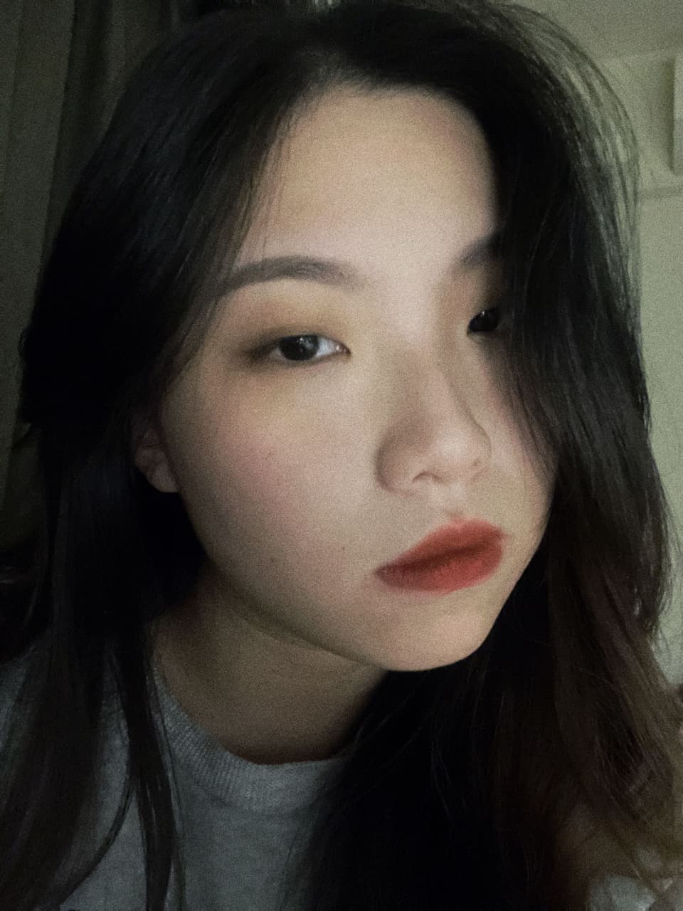 畫質很差的自拍🤳 - 誒瑪 (@emma2209) | Dcard