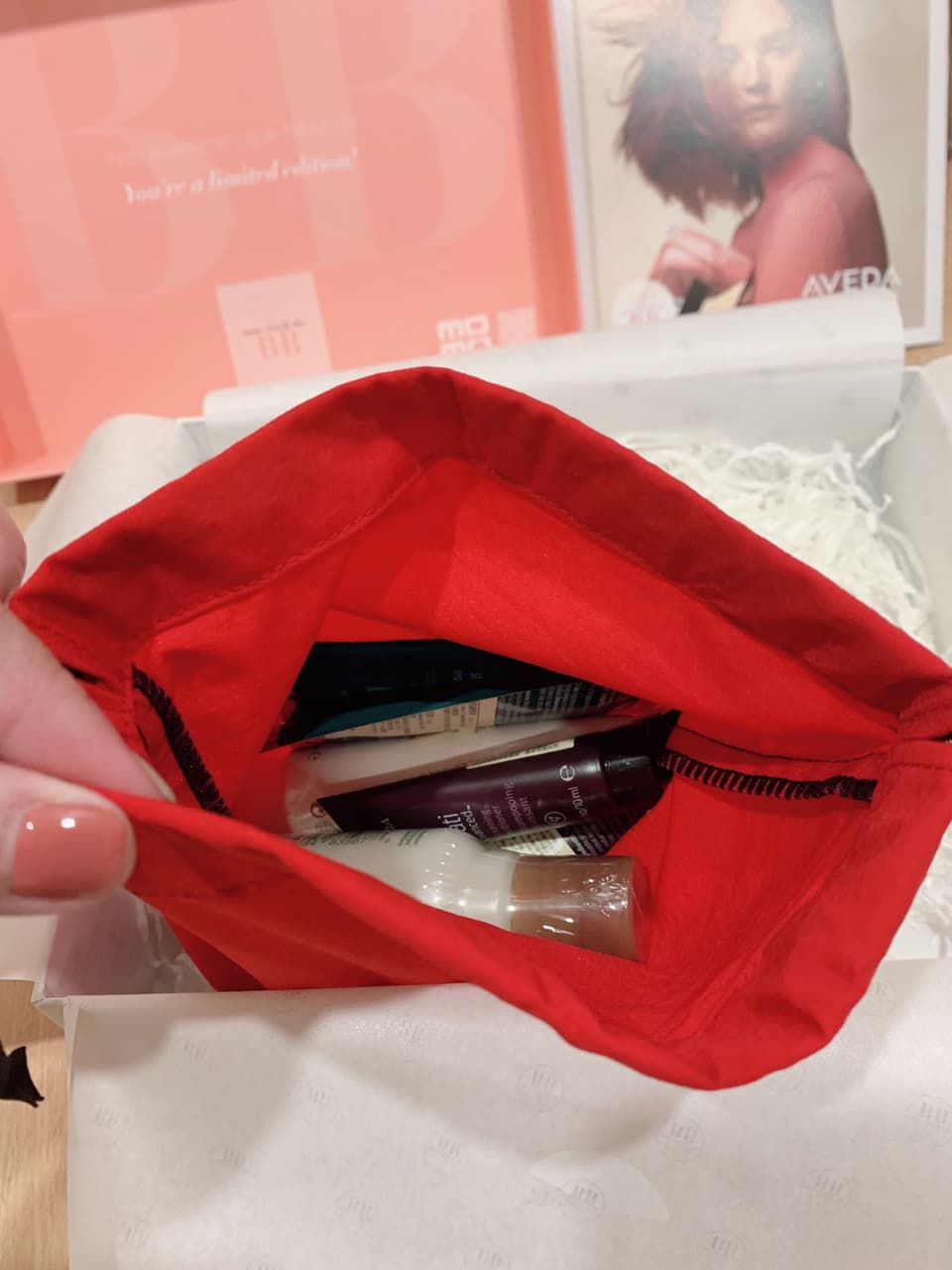 #開箱 開箱momo Beauty Box AVEDA美妝盒 - 美妝板 | Dcard