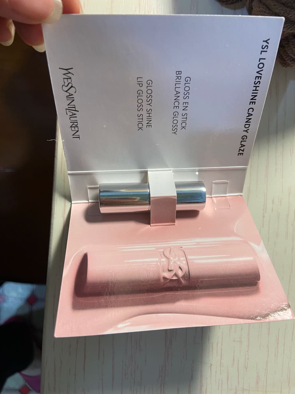 #我要賣 已售出 YSL 情挑誘光蜜唇膏2號 精巧版 1G - 二手交易板 | Dcard