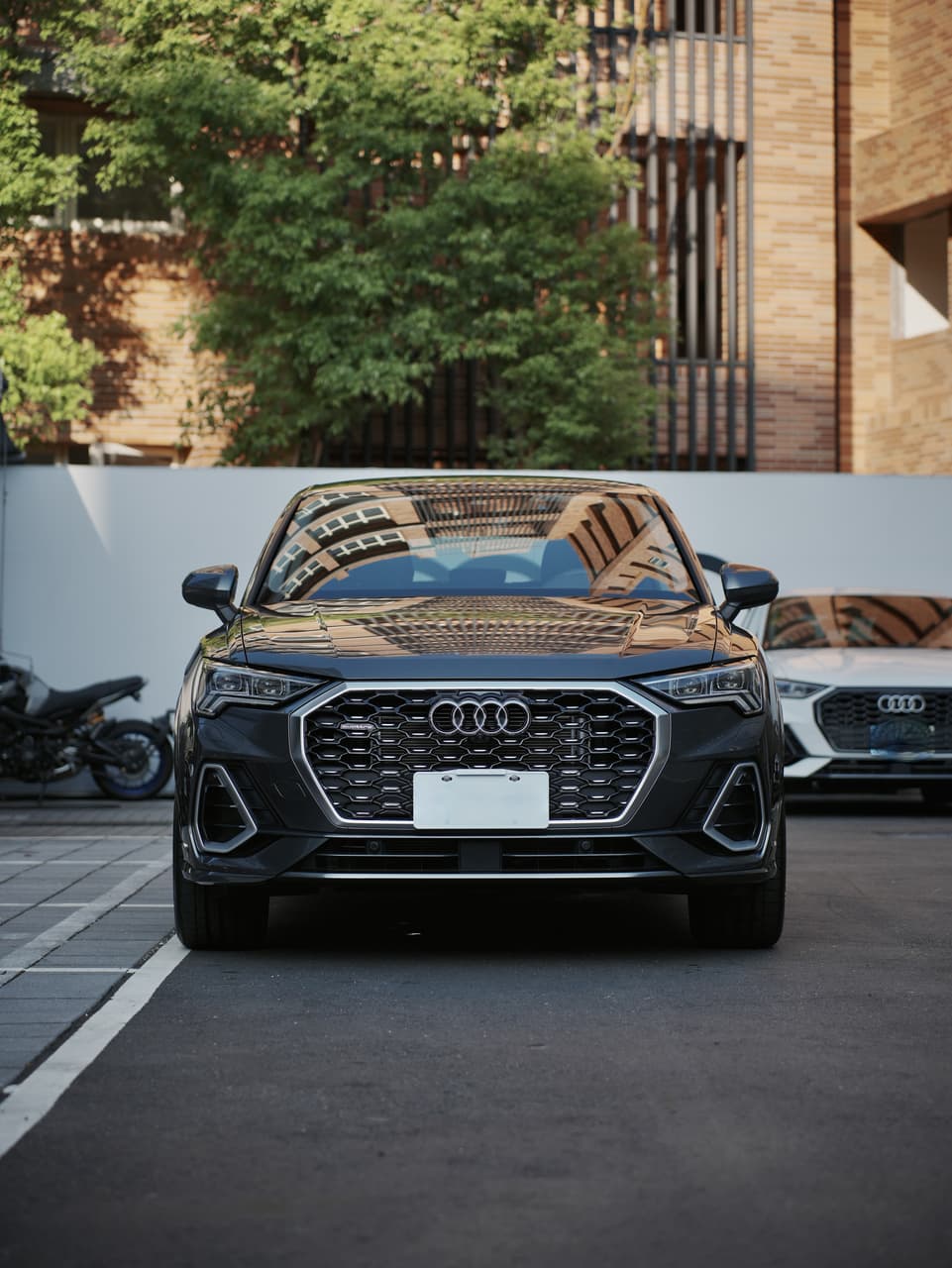 Audi Q3 Sportback 40 TFSI quattro S line 珍珠鋼鐵灰 Daytona grey 交車 - 汽車板 | Dcard